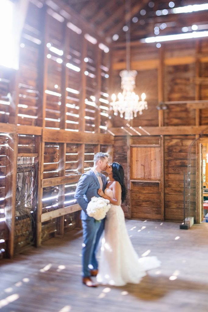 Camrose Hill: Rustic Barn Wedding Venue in Stillwater, MN
